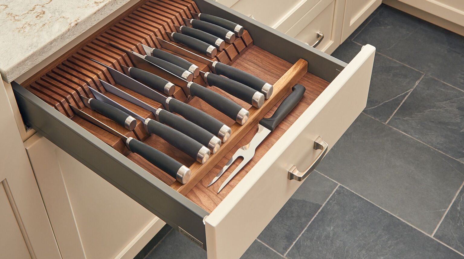 10 Kitchen Accessory Must Haves